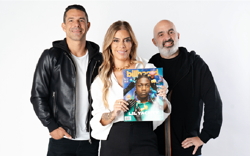 Billboard abre operação no Brasil